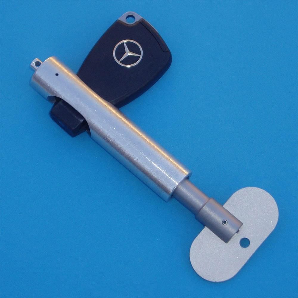 Mercedes-Style Key Lock - ParkingZone